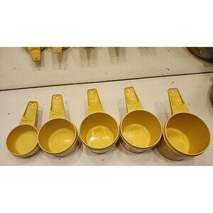 Tupperware | Kitchen | Tupperware Vintage Mustard Yellow Retro 7s ...